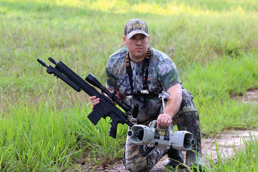 Predator Hunting For Sustaining Deer Population | Shoot On