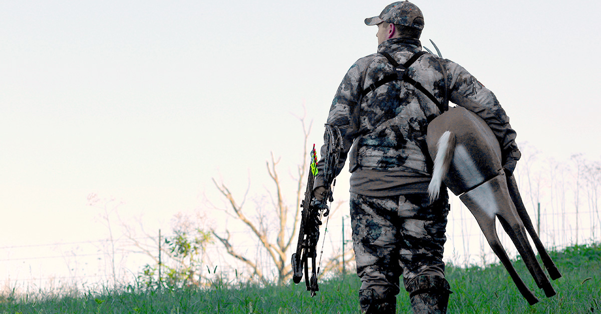 Deer Decoy Strategies for Early Season Hunting | Shoot On
