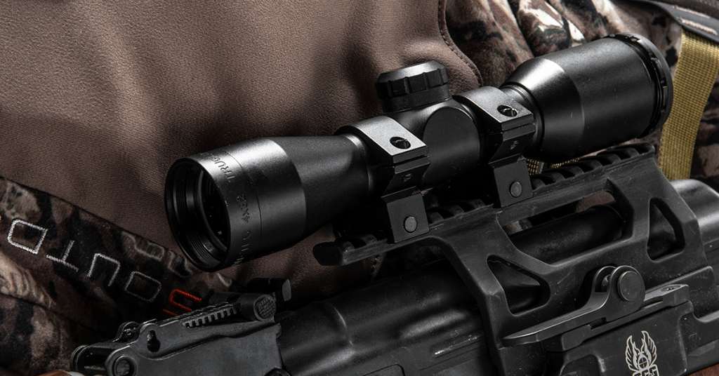This Compact 4x32 Scope is "Just Right" | Shoot On