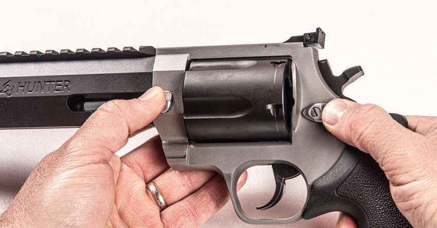 TESTED: Taurus Raging Hunter 460 S&W | Shoot On