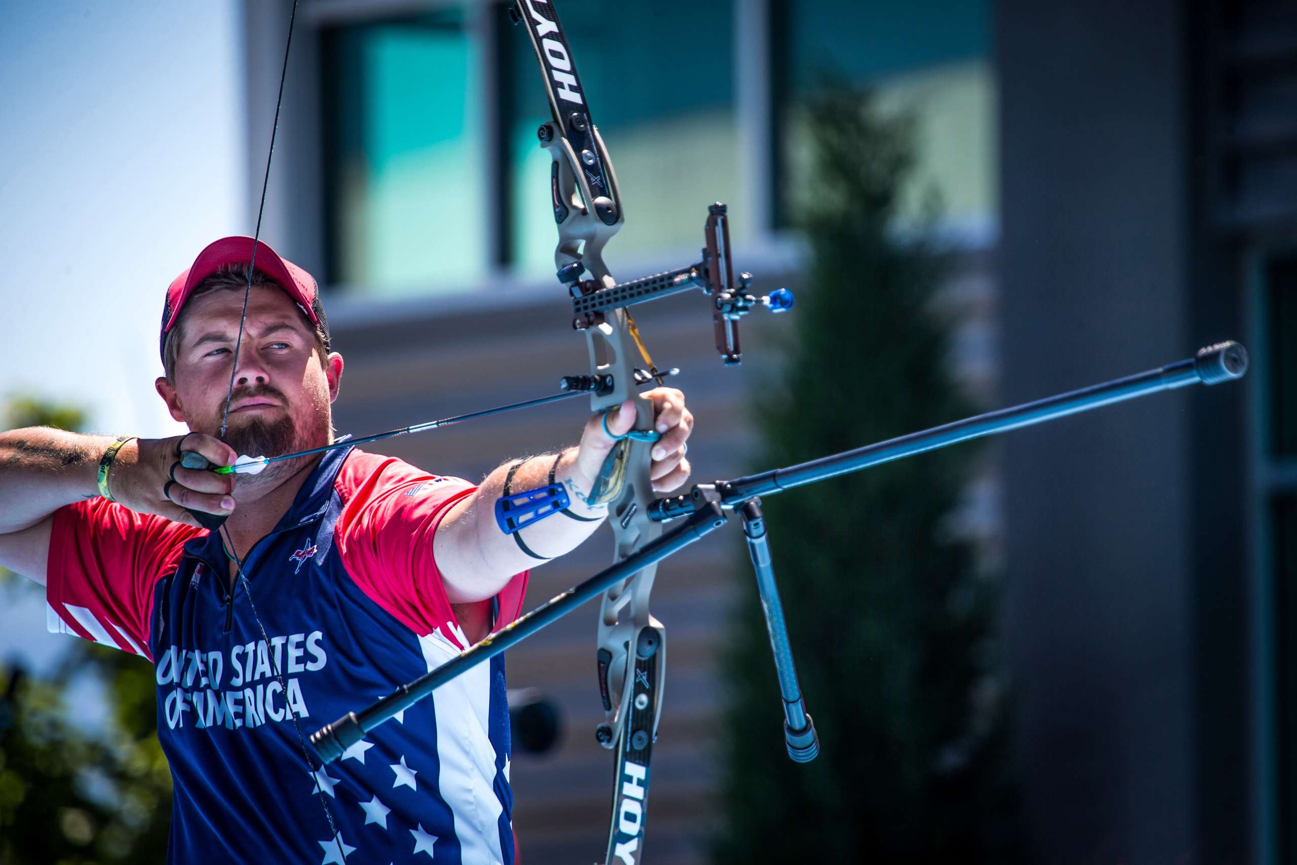 From the Field to the Stage – Easton Arrows Deliver | Shoot On