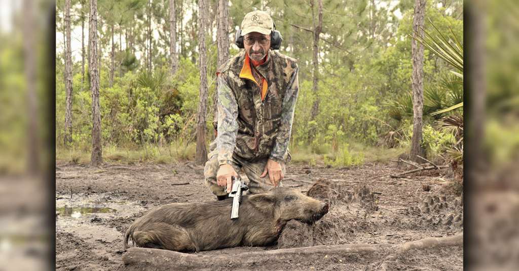 Anaconda vs. Hog | Shoot On