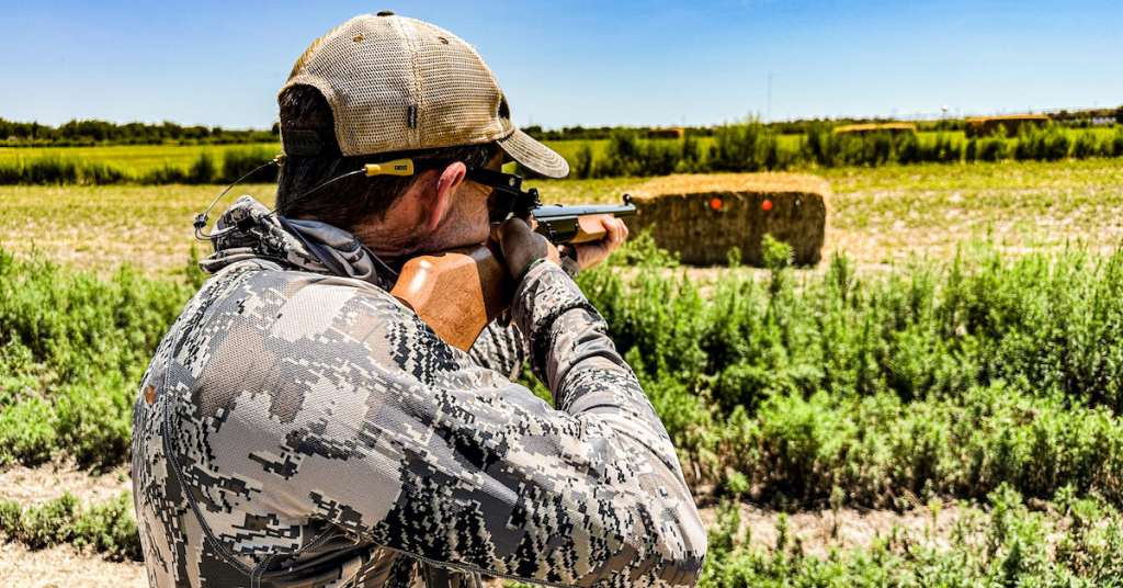 A More Accurate Air Rifle: Daisy's Model 499B Champion Competition Air ...