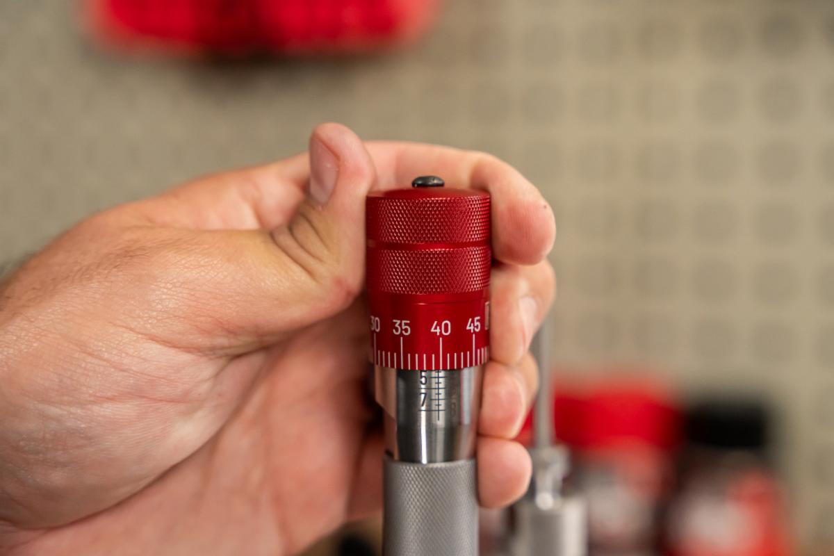 Hornady® Click-Adjust Bullet Seating Micrometer | Shoot On