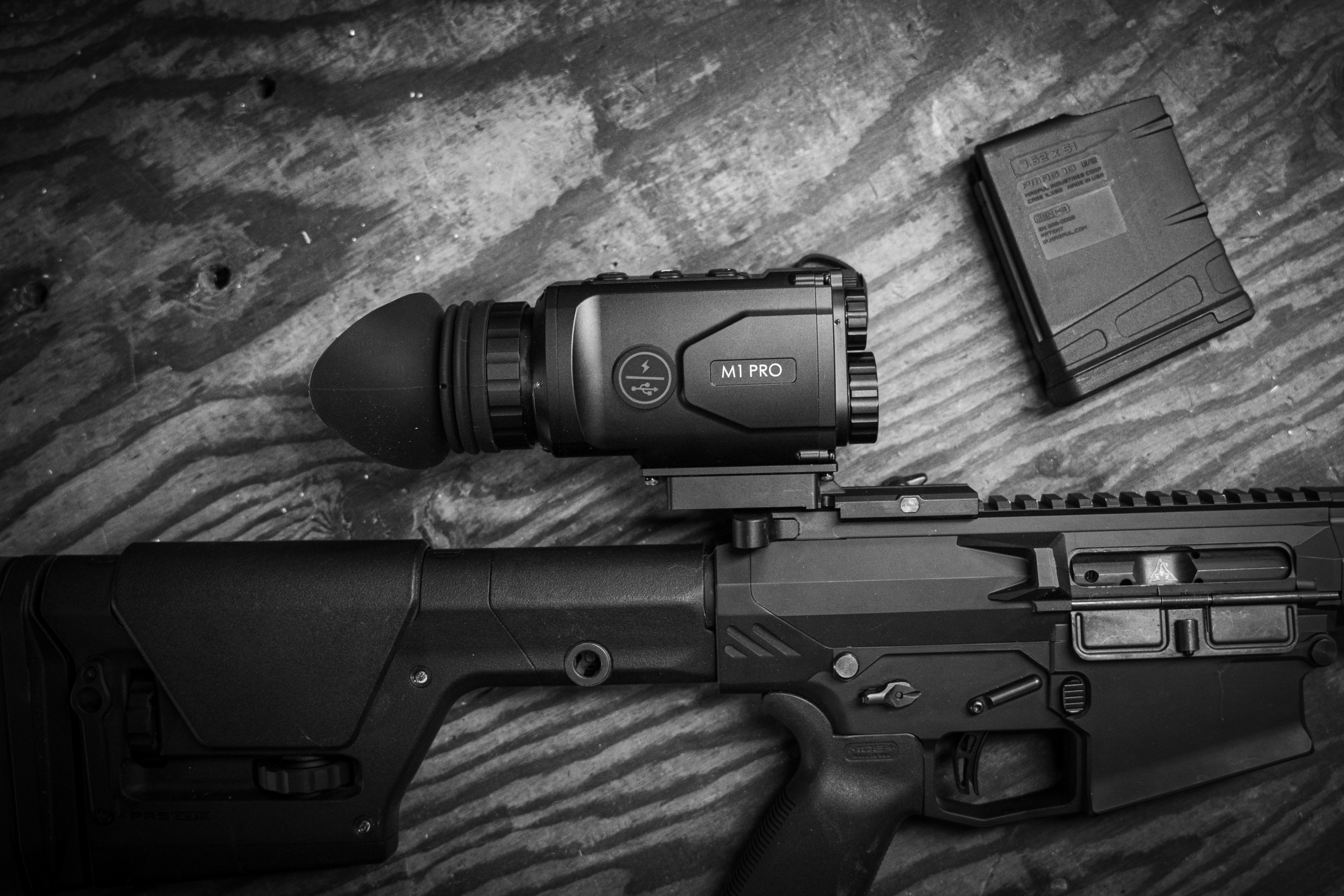 Shinenyx M1 Pro Monocular Fuses Thermal and Night Vision | Shoot On